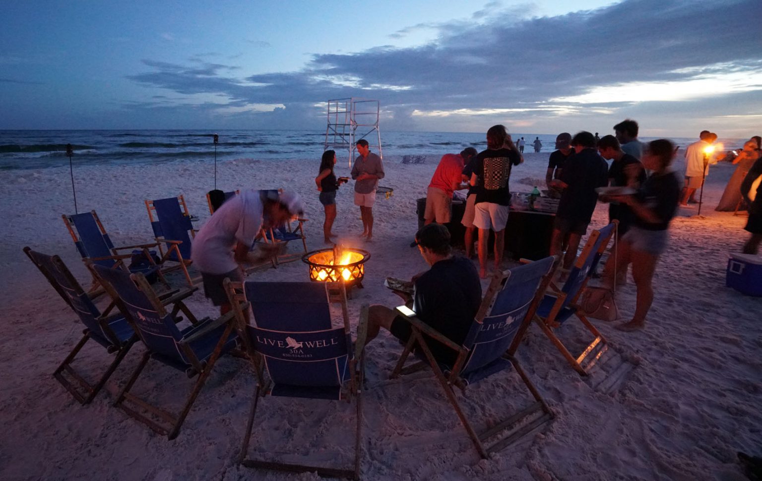 How To: 30A Beach Bonfire – 30A Escapes